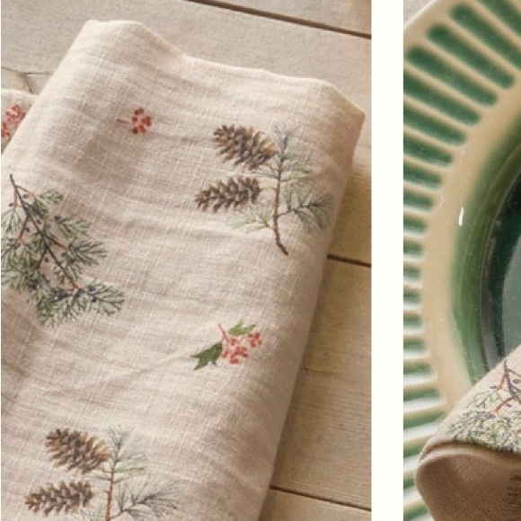 Anthropologie | Dining | May We Fly Anthro Linen Holly Branch Runner | Poshmark